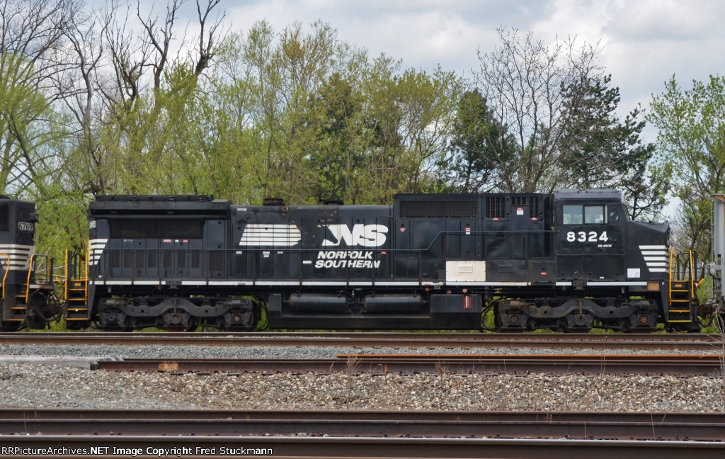 NS 8324